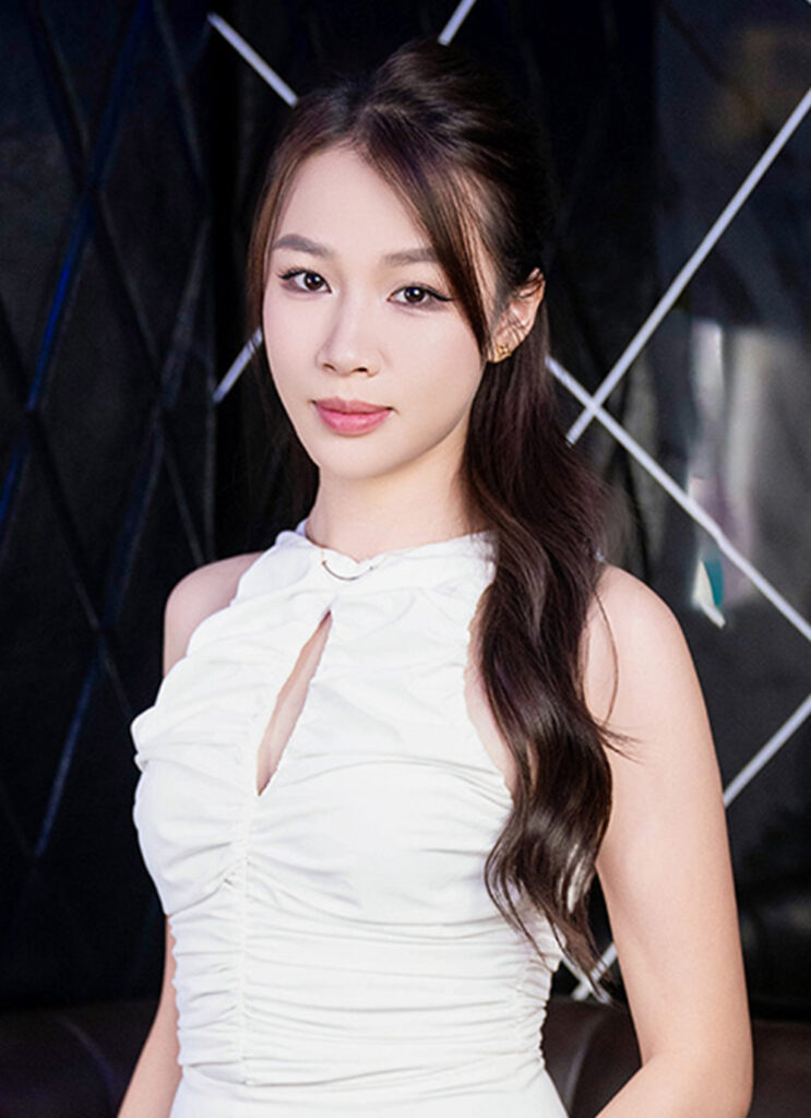 BADASS BAR & KARAOKE｜VietNam HaNoi KTV